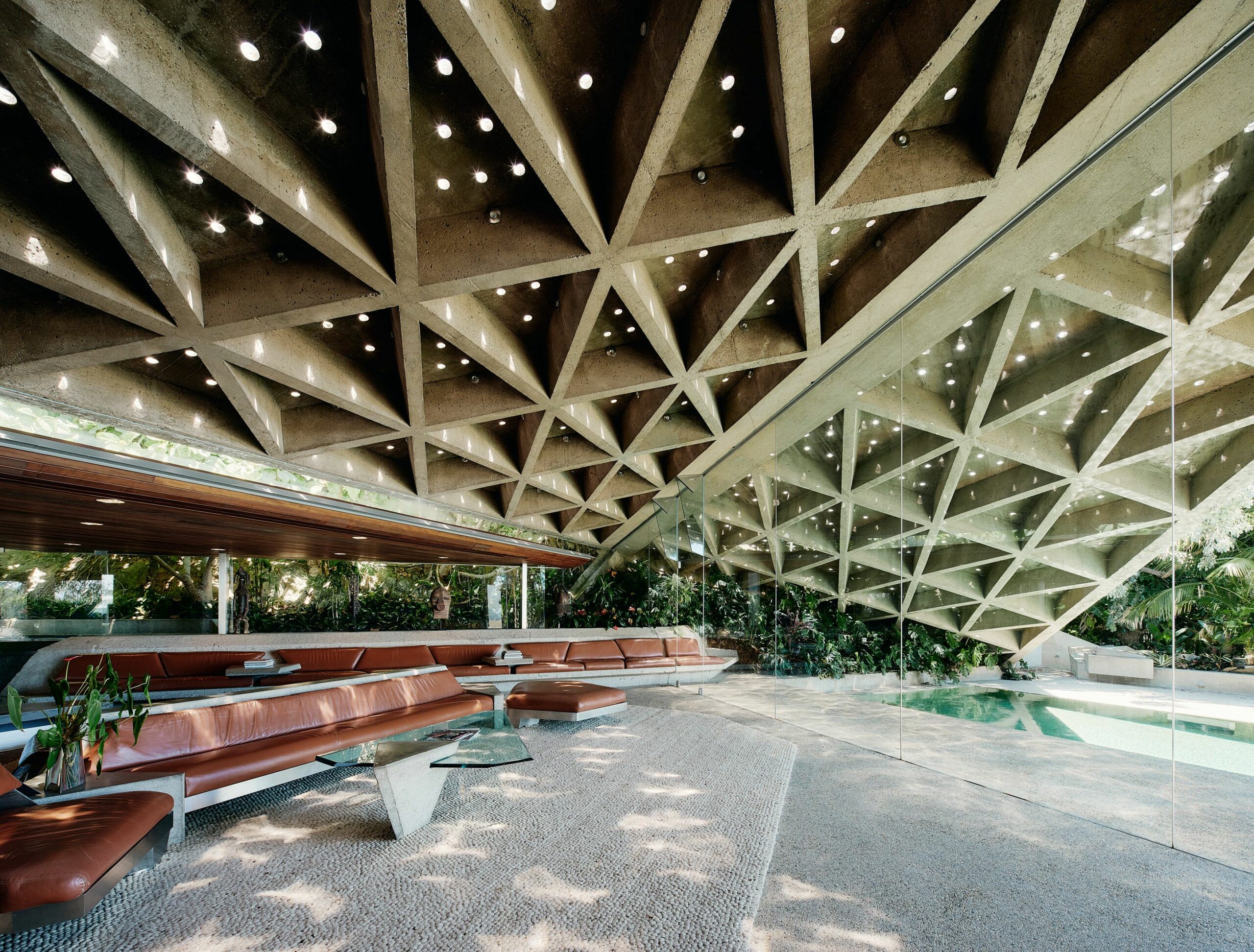 The house at the edge of the world - Design News Now