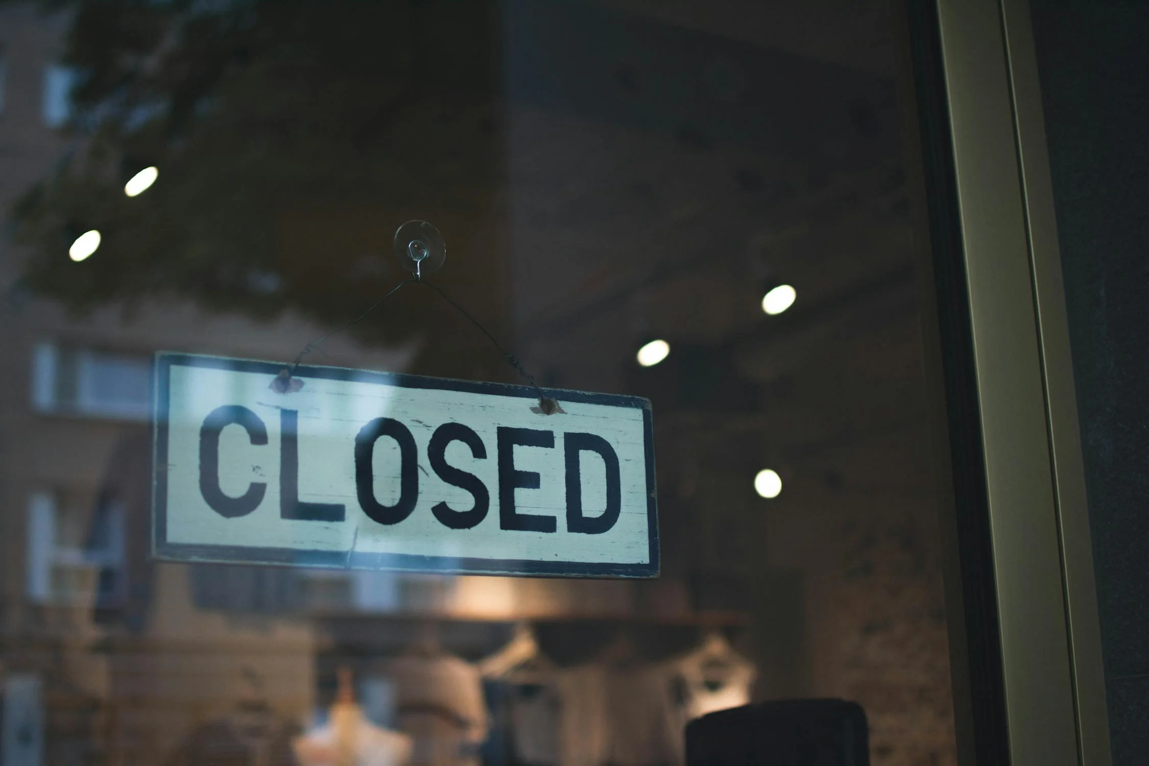 Closing time: Why your favorite stores are shuttering - Design News Now