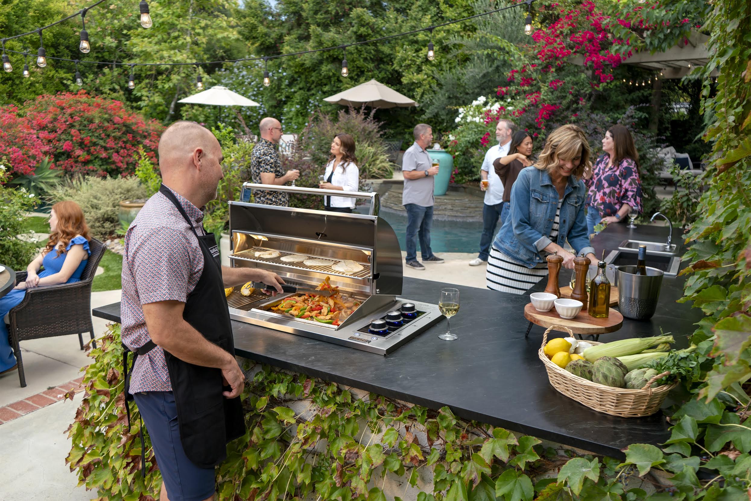 KBIS news: grilling world goes flat with new Fire Magic grill - Design ...
